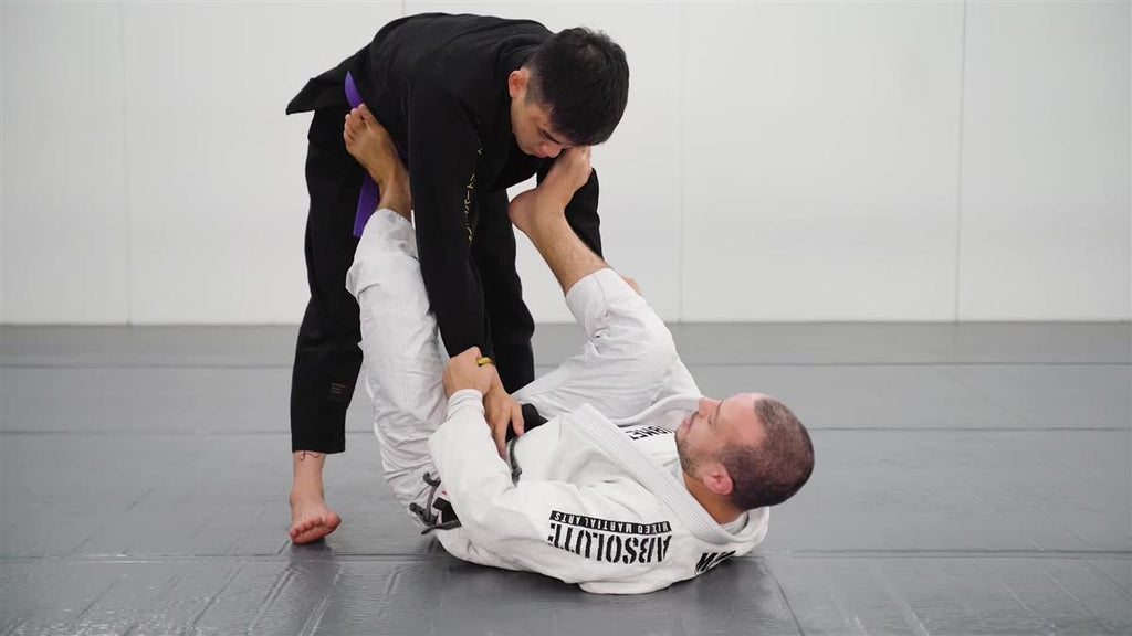 Omoplata by Lachlan Giles – BJJ Fanatics