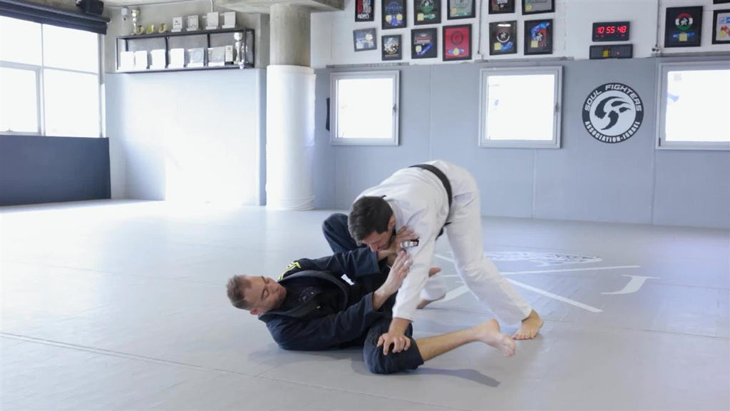 Guard Passing Masterclass by Tomer Alroy – BJJ Fanatics
