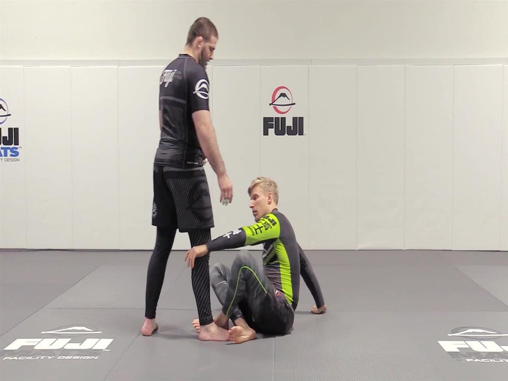 Mastering No Gi Passing by Travis Stevens – BJJ Fanatics