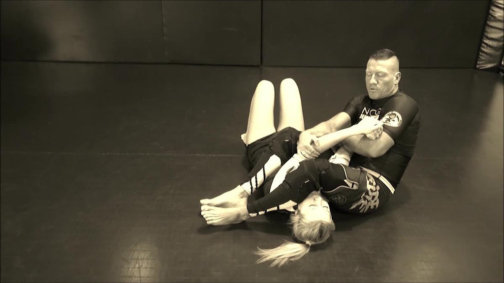No Gi Brazilian Jiu Jitsu Omoplata System by Troy Manning – BJJ Fanatics